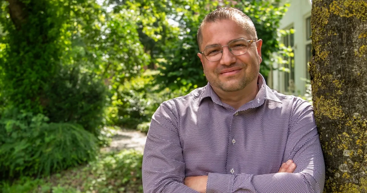 Nieuwe Directeur bij Stichting Opwekking: Maak kennis met Lourens du Plessis | Groot Nieuws Radio